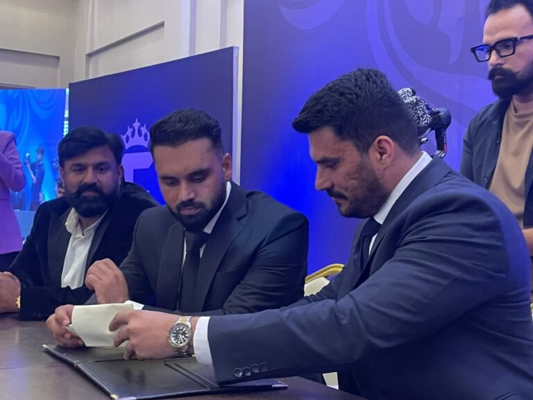 Taimoor Mirza Signs Record-Breaking Rs30 Million Deal with Private ...